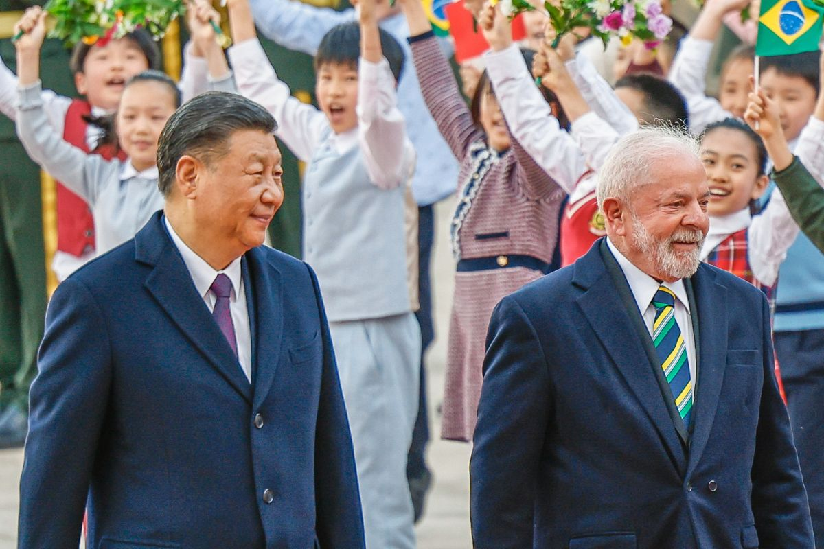Xi Jinping, presidente da China, visita Brasília. Veja expectativas ...